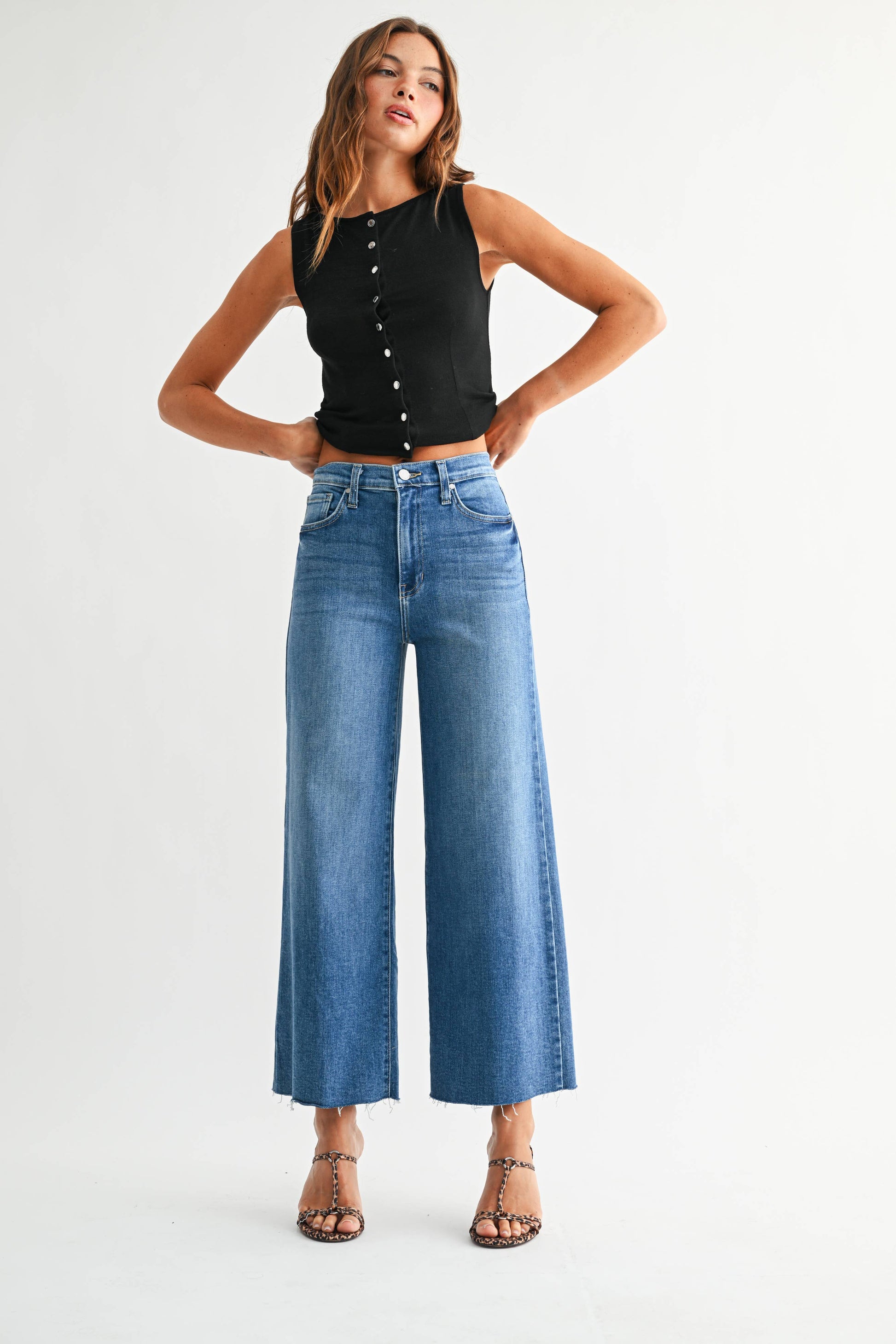 Scissor Cut Wide Leg – The Feathered Farmhouse